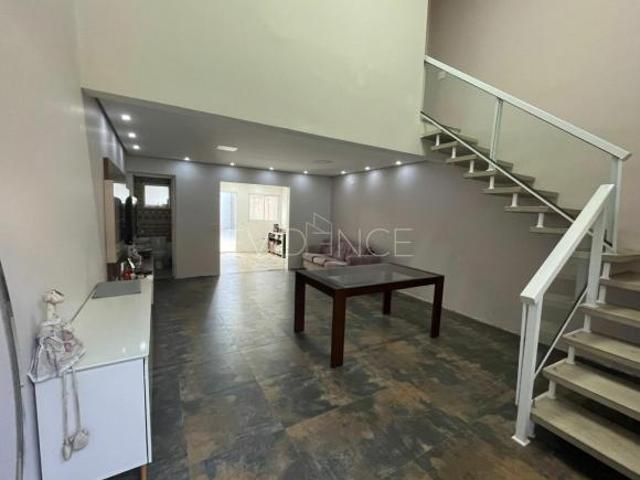 Casa à venda no Tatuapé com 220 m²