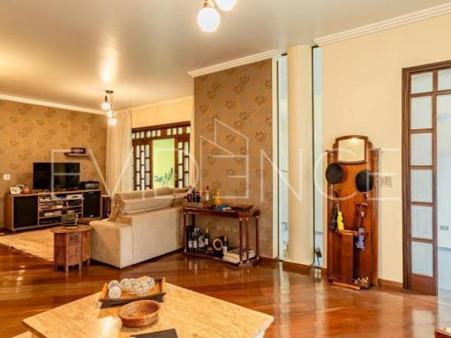 Casa à venda no Tatuapé com 310 metros