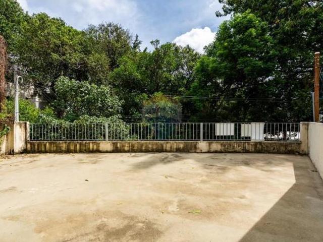 Casa à venda no Tatuapé, com 356 metros, 6 quartos, 4 banheiros e 3 vagas de garagem