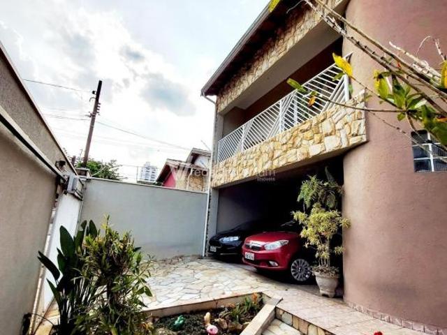 Casa à venda no Taquaral