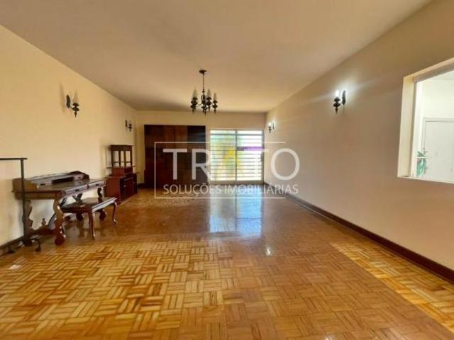 Casa à venda no Taquaral