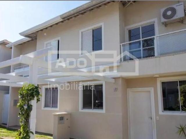Casa de condomínio à venda com 206m², 4 quartos e 2 vagas