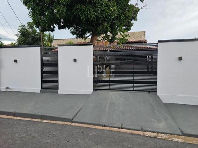 Casa à Venda no Tijucal Aceita Carro