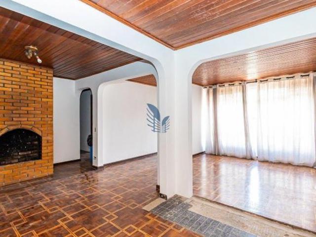Casa à venda no Tingui