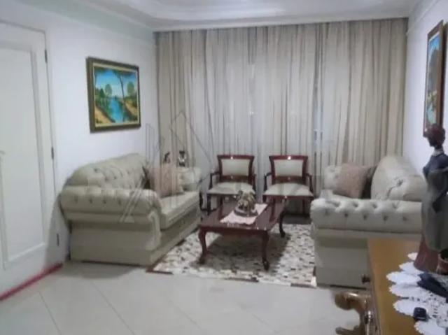 Casa a Venda no Tucuruvi com 230 m², 3 suítes, quintal, espaço gourmet, 4 vagas