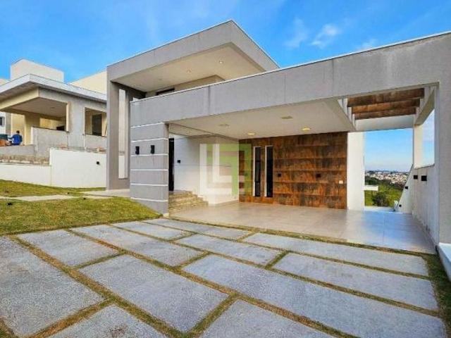 Casa à venda no Vale Azul