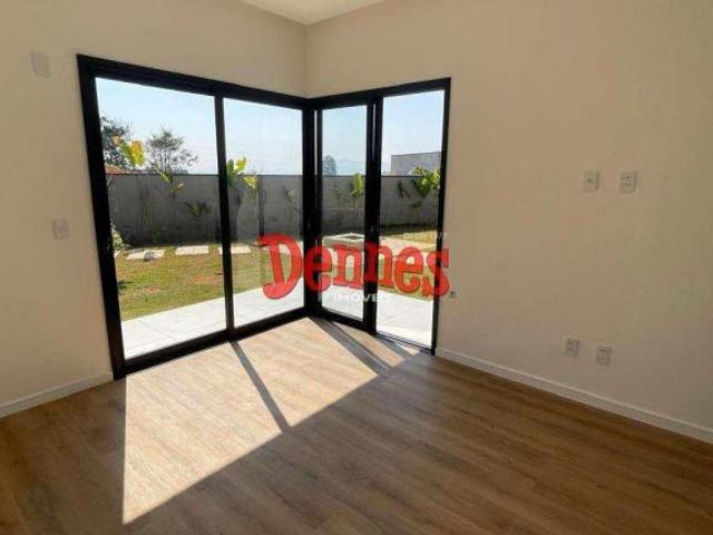 Casa à venda no Vale das Águas