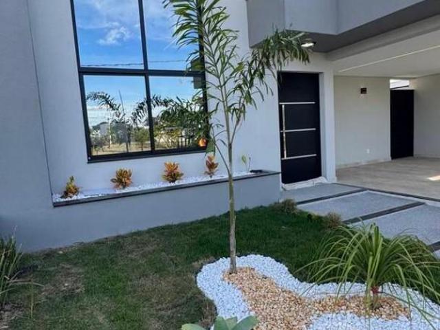Casa à venda no Vale das Flores