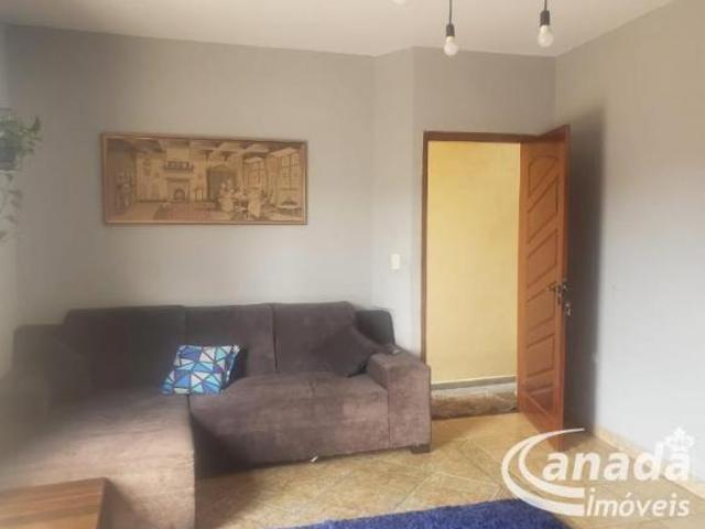 Casa à venda no Veloso com 3 quartos
