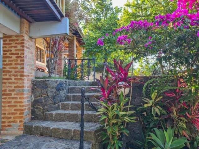 CASA À VENDA NO VELOSO, ILHABELA SP