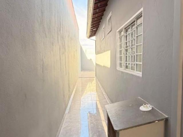CASA À VENDA NO VERA CRUZ III