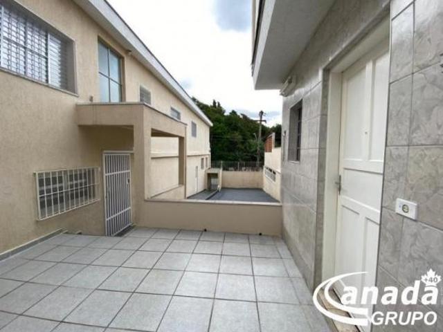 Casa à venda no Vila Ayrosa com 6 quartos