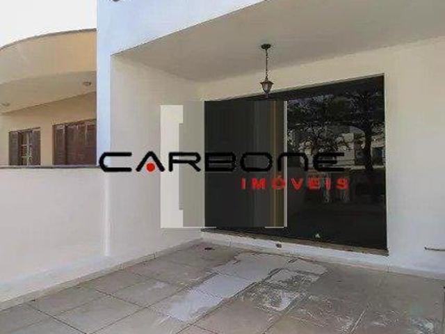 Casa à venda no Vila Bertioga