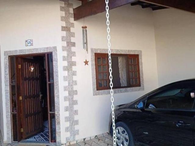 Casa à venda no Vila Branca Jacareí/SP com 250 m²