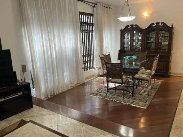 Casa à venda no Vila Canero