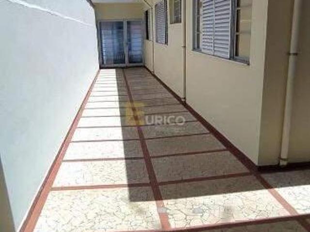Casa à venda no Vila Santana em Valinhos/SP