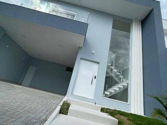 Casa à venda no Villa Branca em Jacareí/SP com 243 m²
