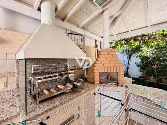 Casa à venda no Villaggio Tamboré 06 | Alphaville