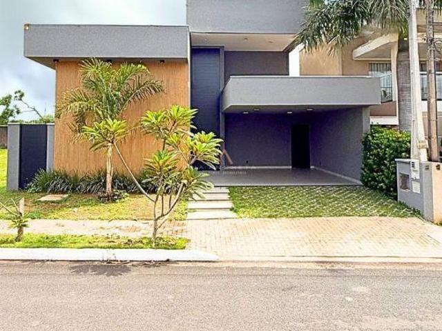 Casa à venda no Village La Montagne, com 3 suítes, escritório, lavabo, piscina