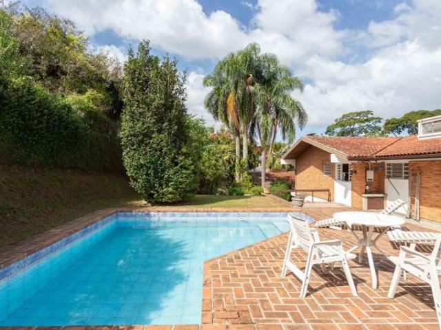 CASA À VENDA NO VISTA ALEGRE ARYA1