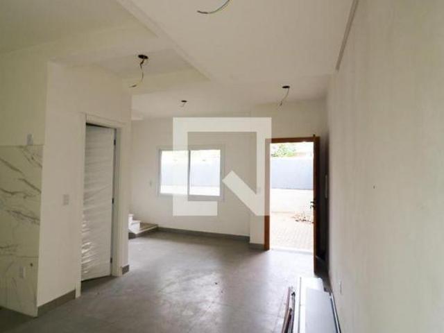 Casa à Venda Nonoai, 2 Quartos, 70 m² Porto Alegre