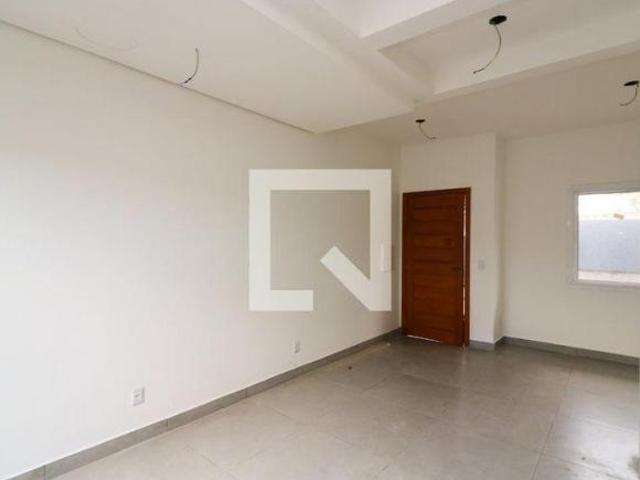 Casa à Venda Nonoai, 2 Quartos, 70 m² Porto Alegre