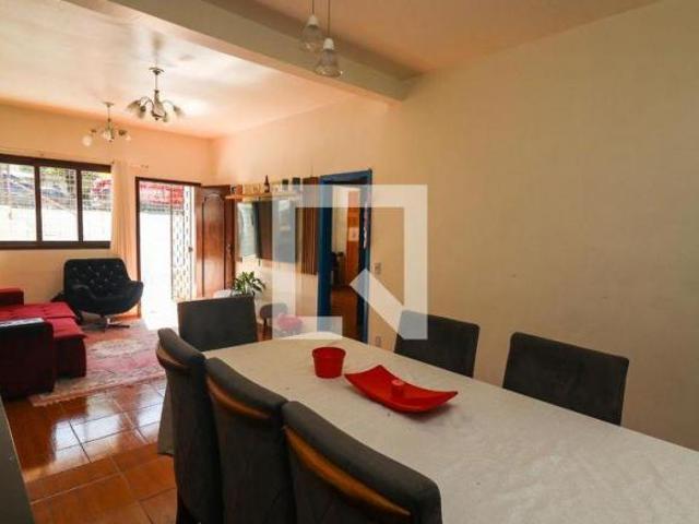 Casa à Venda Nonoai, 2 Quartos, 110 m² Porto Alegre