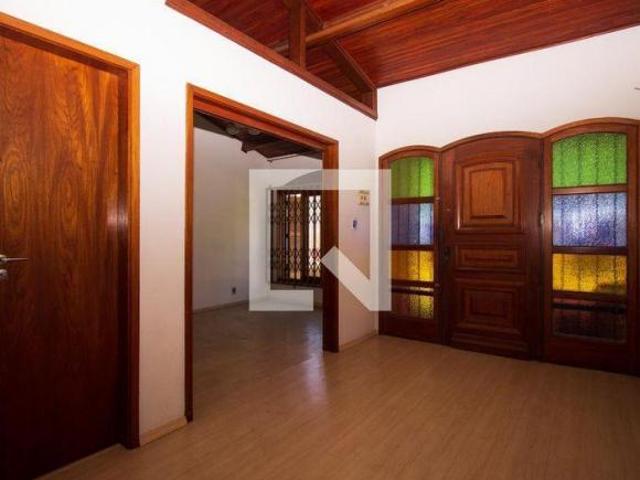 Casa à Venda Nonoai, 2 Quartos, 110 m² Porto Alegre