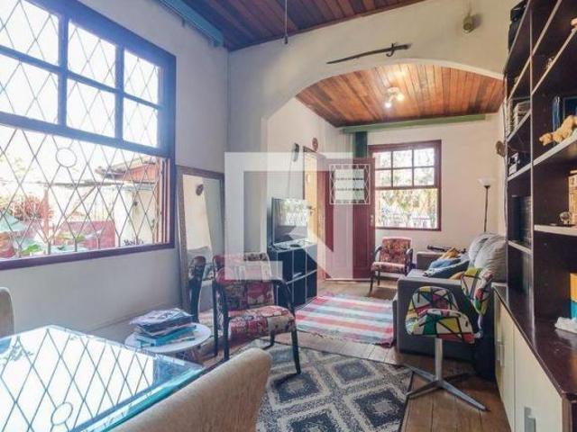 Casa à Venda Nonoai, 2 Quartos, 326 m² Porto Alegre