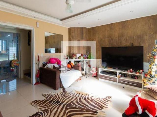 Casa à Venda Nonoai, 3 Quartos, 170 m² Porto Alegre