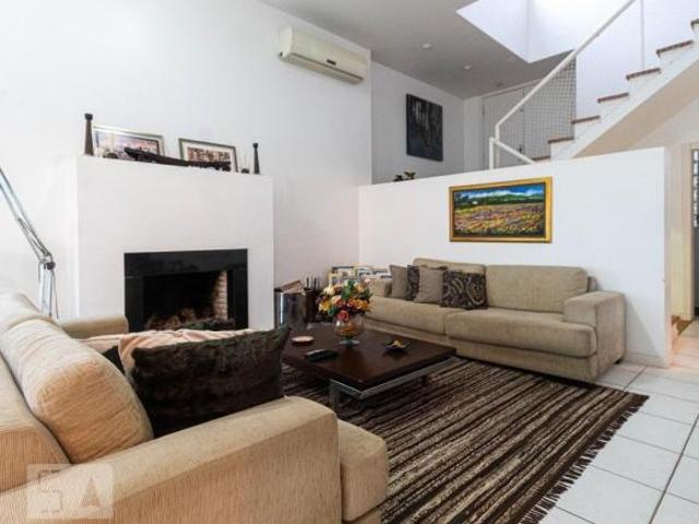 Casa à Venda Nonoai, 4 Quartos, 450 m² Porto Alegre