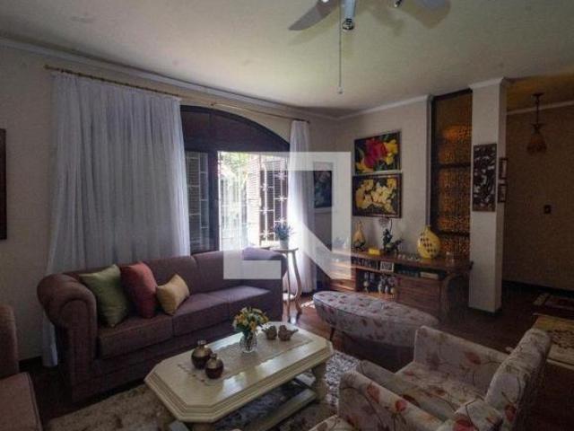 Casa à Venda Nonoai, 4 Quartos, 260 m² Porto Alegre