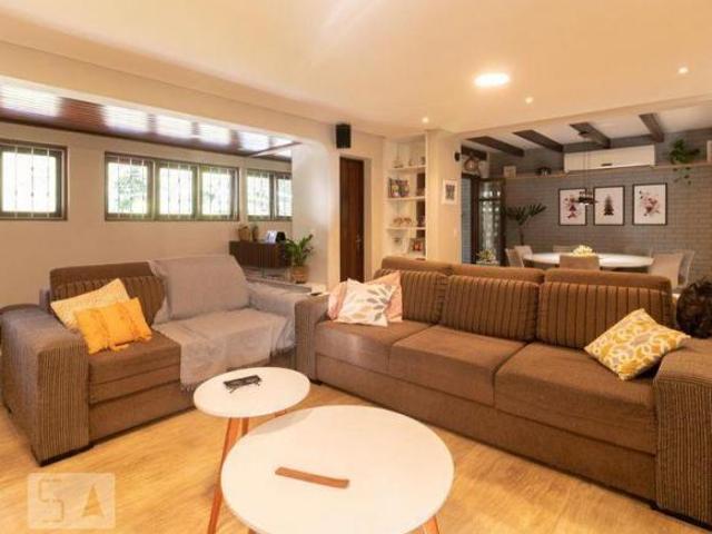 Casa à Venda Nonoai, 4 Quartos, 300 m² Porto Alegre