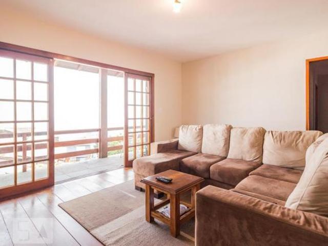 Casa à Venda Nonoai, 4 Quartos, 336 m² Porto Alegre