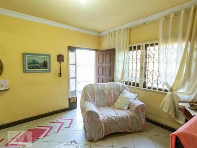 Casa à Venda Nonoai, 5 Quartos, 200 m² Porto Alegre