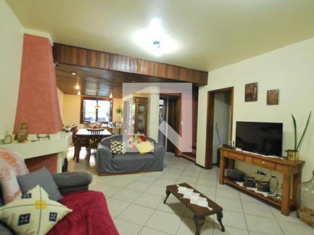 Casa à Venda Nonoai, 5 Quartos, 222 m² Porto Alegre