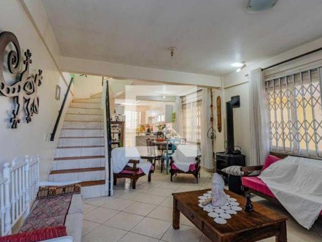 Casa à Venda Nonoai, 6 Quartos, 300 m² Porto Alegre