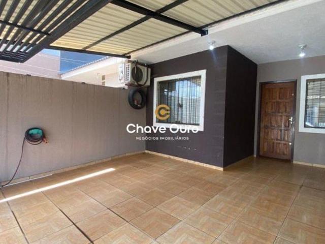 Casa à venda na 14 de Novembro