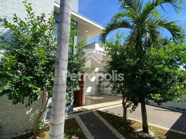 Casa a venda na 309 Sul com 3 Quartos sendo 2 suítes com closet