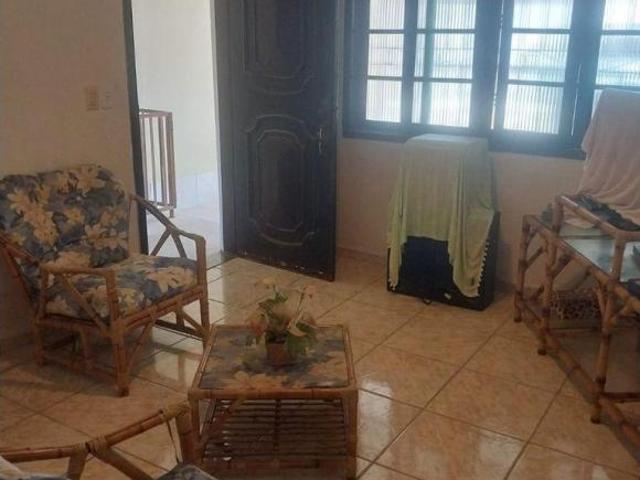 Casa à venda na Caiçara em Praia Grande SP