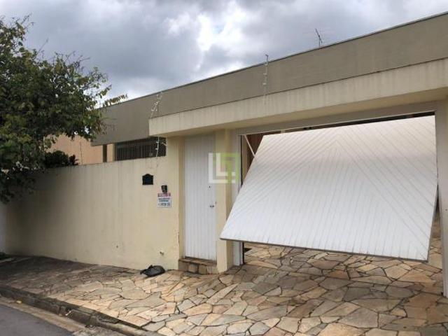 Casa à venda na Chácara Urbana