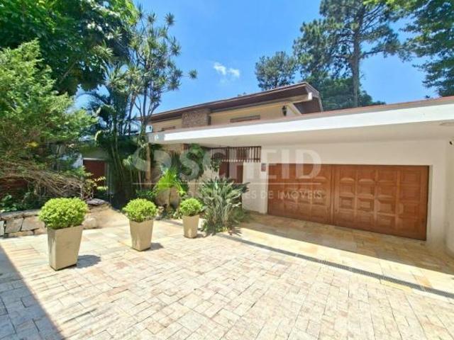 Casa à venda na Chácara Monte Alegre com 357m² construídos e 980m² de terreno