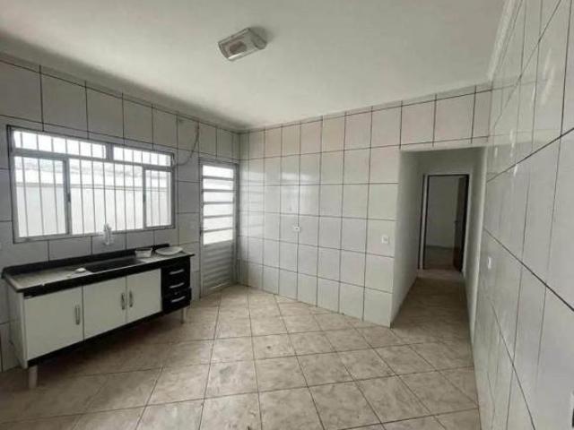 CASA A VENDA NA CHÁCARA SEIS DE OUTUBRO