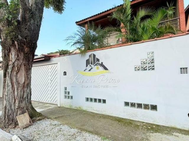 Casa à venda na Cidade Dutra a venda com 257 m², 3 dormitórios, 1 suíte, 4 vagas de garagem