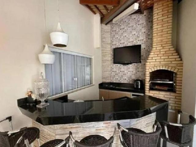 Casa a venda na cidade de Jundiai SP