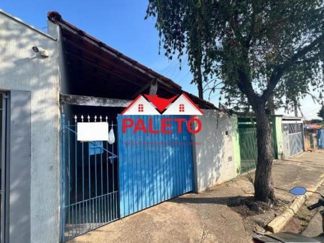 Casa a venda na cidade de Porangaba interior de SP, aceita financiamento bancario