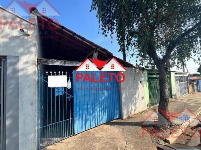 Casa a venda na cidade de Porangaba interior de SP, aceita financiamento bancario