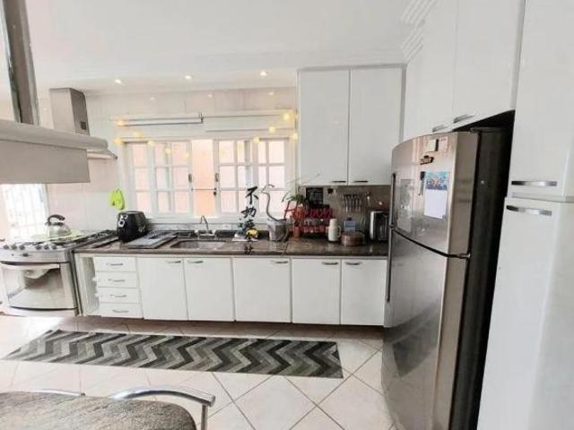 Casa a venda na cidade de Santana de Parnaíba SP