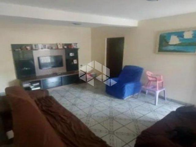 Casa a venda na Cidade Domitila, SP com 3 quartos 1 Suíte 2 banheiros