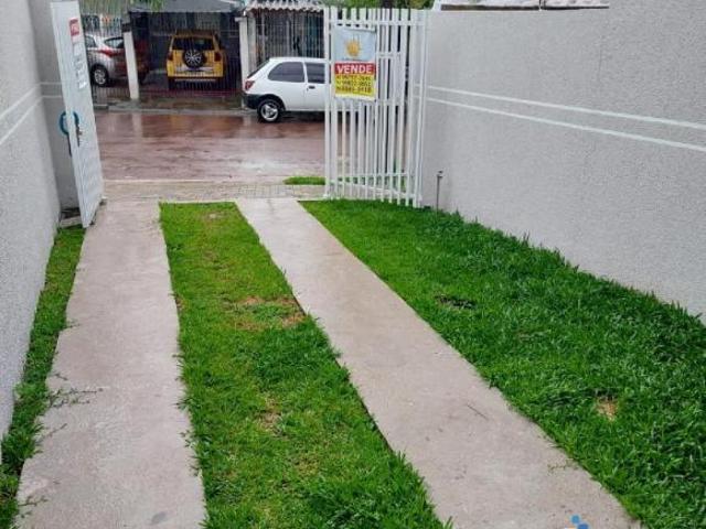 Casa à venda na Cidade Industrial, Curitiba PR: 3 quartos, 1 sala, 2 banheiros, 2 vagas de garagem